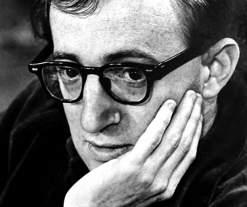 Woody Allen: "Ke lokela ho ba moshemane oa poso bakeng sa mokhatlo oa Me Too"