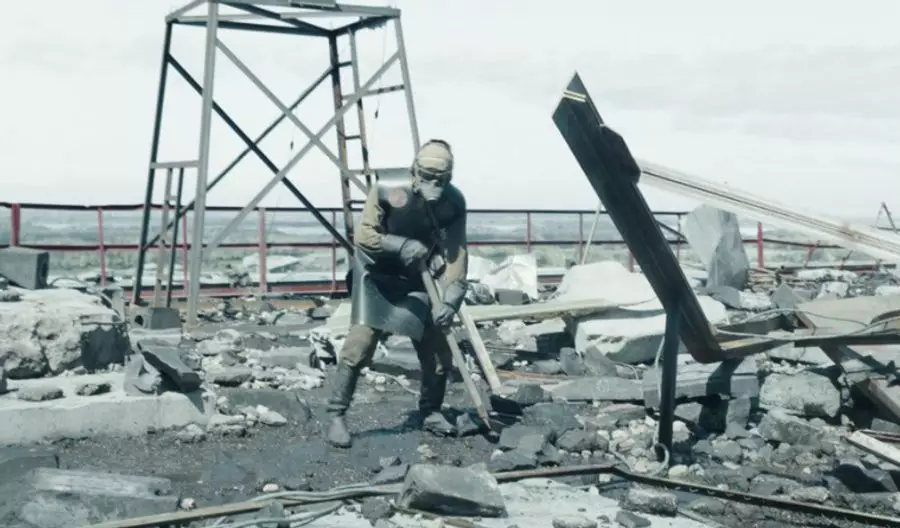 Чарнобыль HBO у параўнанні з рэальнымі кадрамі Прыпяці