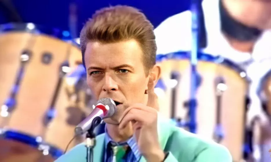 Umutungo wa David Bowie wo kumurika alubumu 6 zitigeze zumvikana