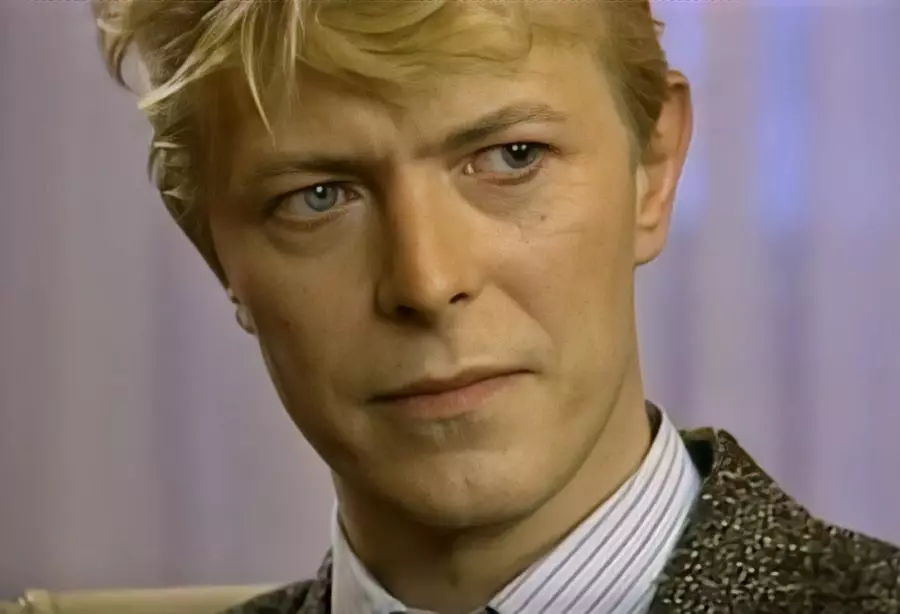 Hur David Bowies ögonanisocoria definierade hans karriär