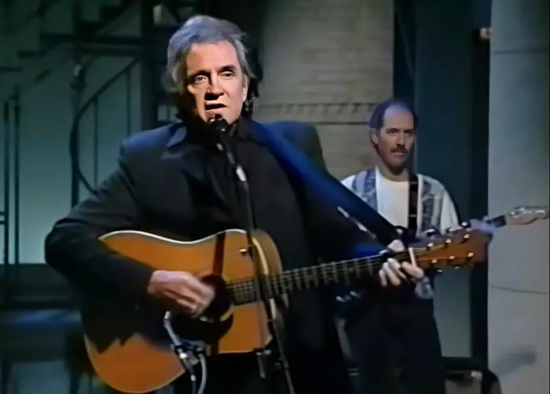 Johnny Cash pokrývajúci skladbu Boba Dylana Blowin' In The Wind