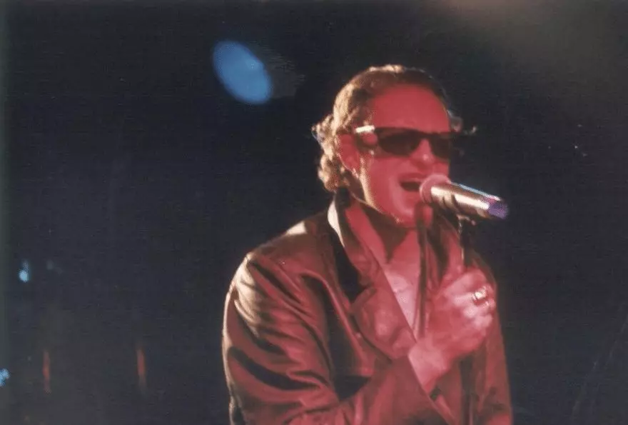 Dem Layne Staley seng isoléiert Gesang um Alice in Chains Song "Man in the Box"
