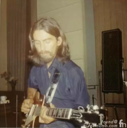 Guardando indietro alle rare foto dell'ultima sessione di registrazione dei Beatles nel 1969 8457_5