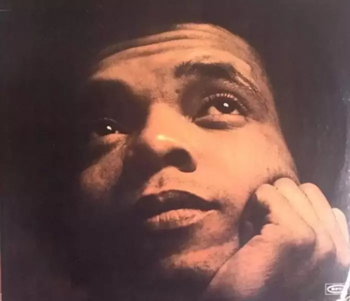 Johnny Nash ‘I Can See Clearly Now’ abeslaria hil da