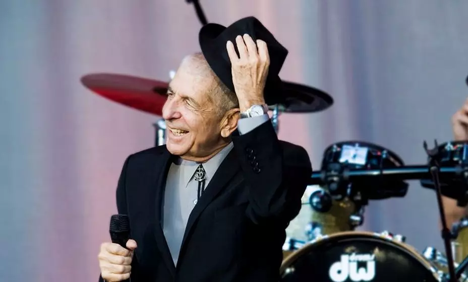 Leonard Cohen-ek bere gogokoena Leonard Cohen diskoa izendatu zuen